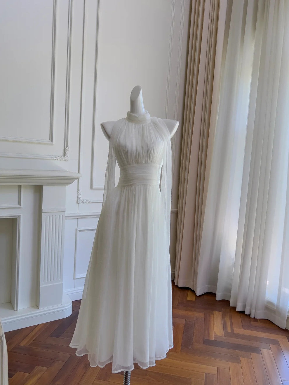 Elegant White A-line Halter Neck Ribbon Chiffon Long Prom Dress Evenin ...